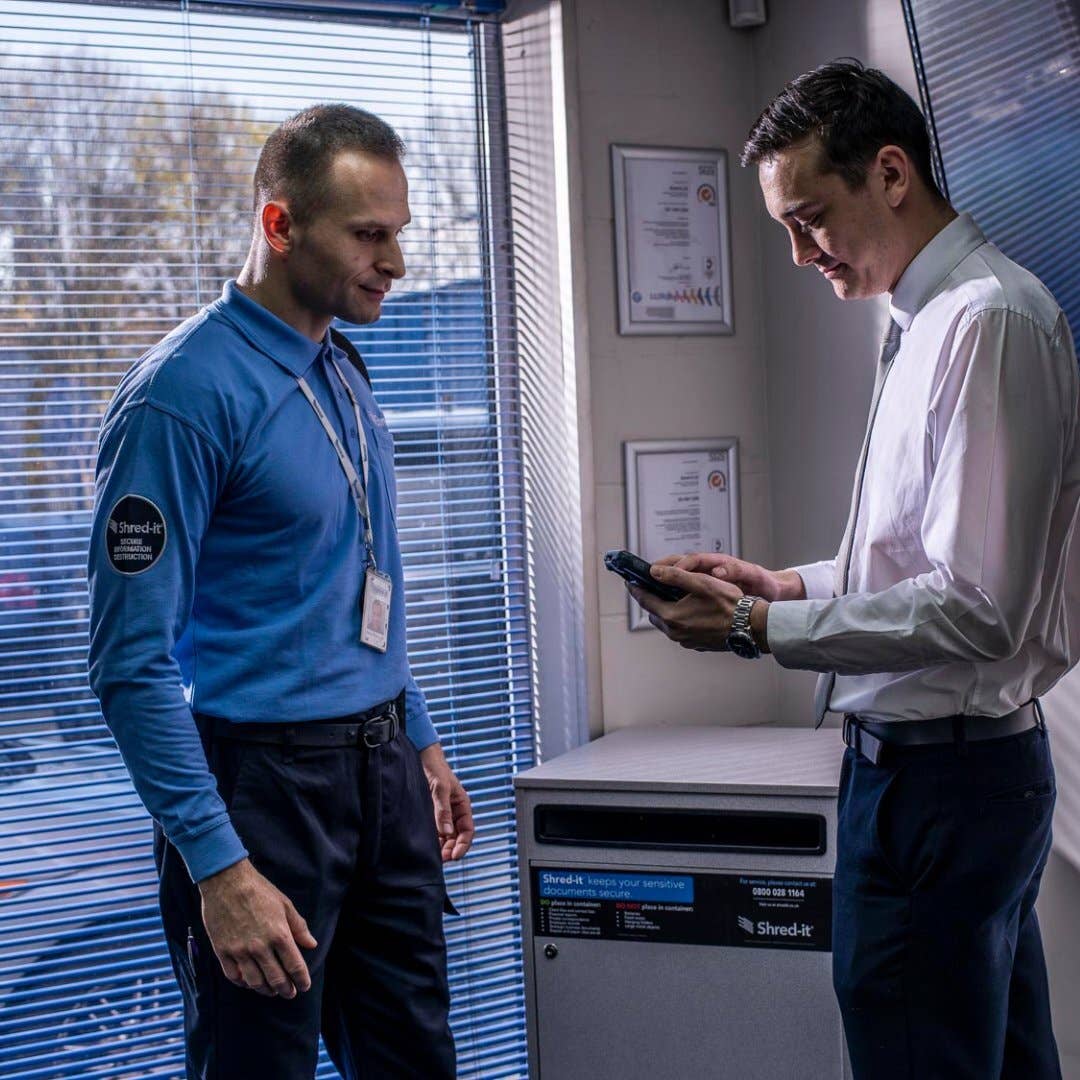 What is a Data Destruction Certificate? | Shred-it UK